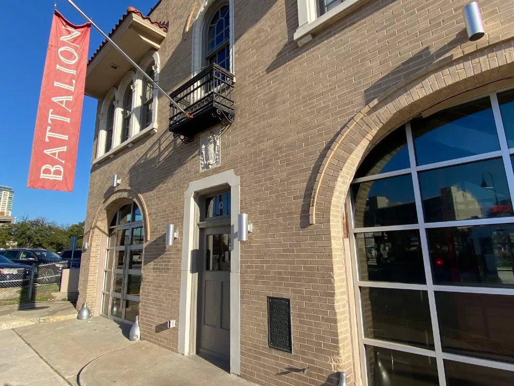San Antonio Spurs owner quietly snaps up prime Southtown real estate ...