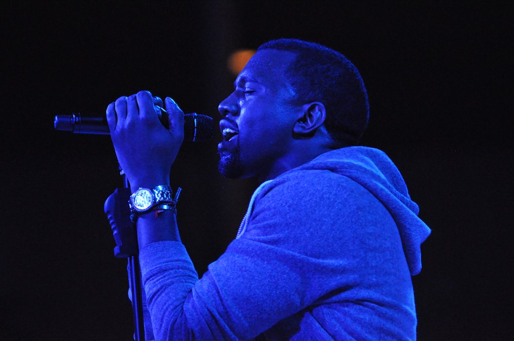 Kanye West suddenly announces summer show in San Antonio - San Antonio ...